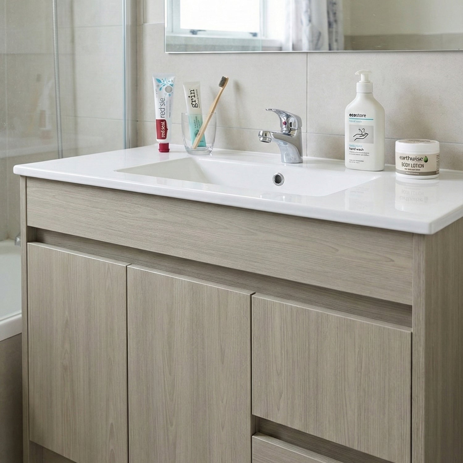 Sycamore Flat Grain Lime Architectural Grade Vinyl 122cm - Vinyl Home